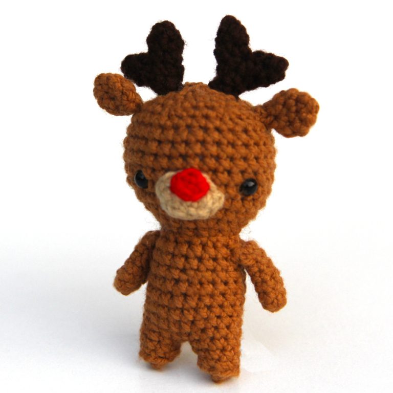 Small Crochet Reindeer (Free Pattern!)