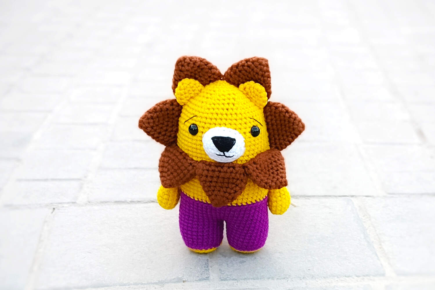 Easy Crochet Lion: Free Amigurumi Pattern
